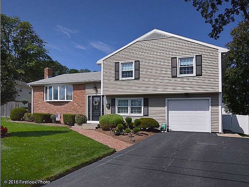 10 Frances Dr, Cranston, RI 02920 | Zillow