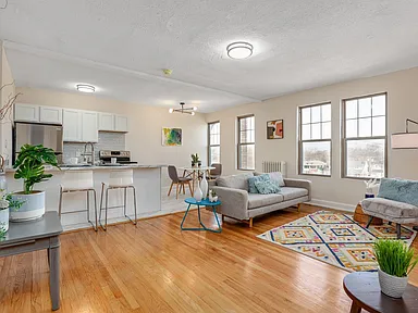 William Klenk Apartments - 14841 Kercheval St Detroit MI | Zillow