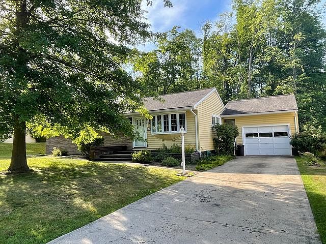 302 Monroe St #10, Warren, PA 16365 | Zillow