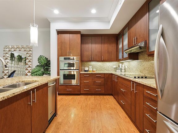 3333 Rice St APT 302, Miami, FL 33133 | MLS #A11432543 | Zillow