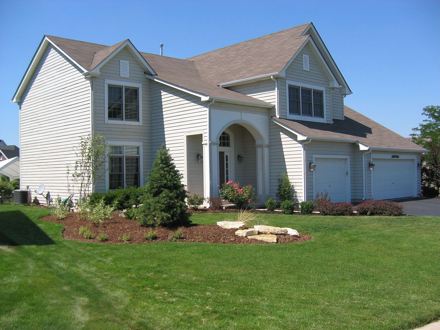 39W262 Sheldon Ln, Geneva, IL 60134 | Zillow