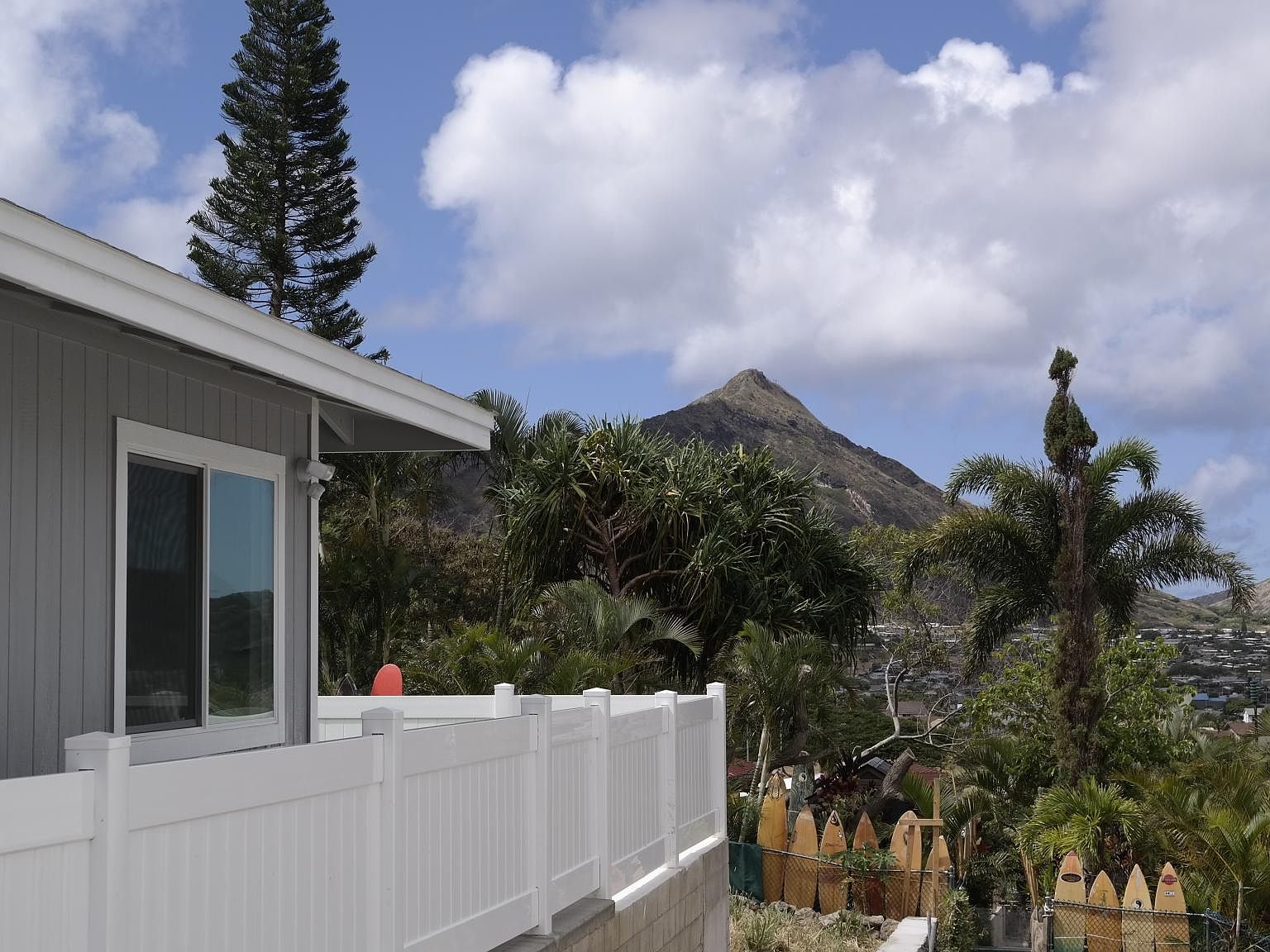 1173 Lunalilo Home Rd, Honolulu, HI 96825 | Zillow