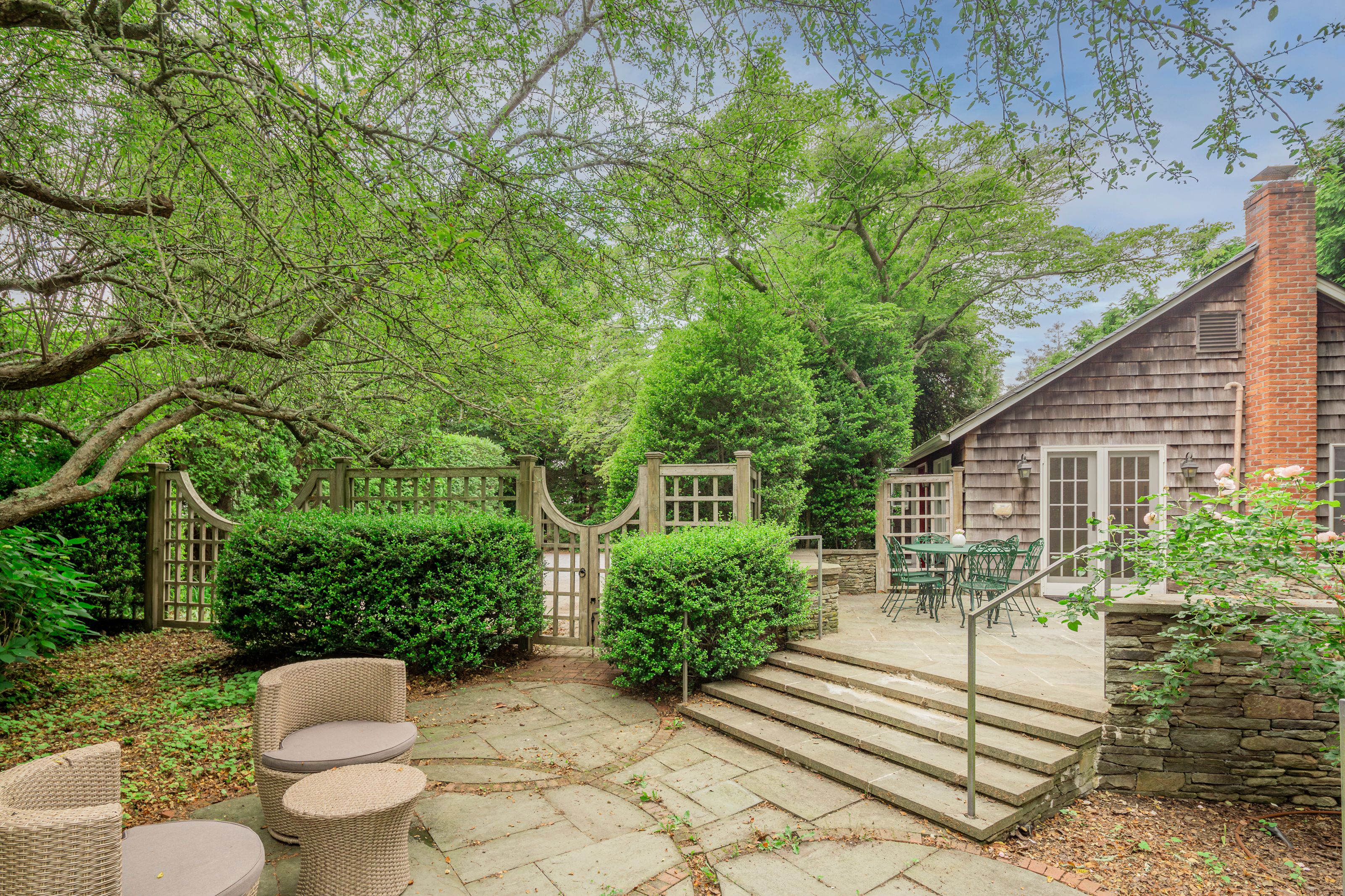 26 Cooper Ln, East Hampton, NY 11937 | Out East