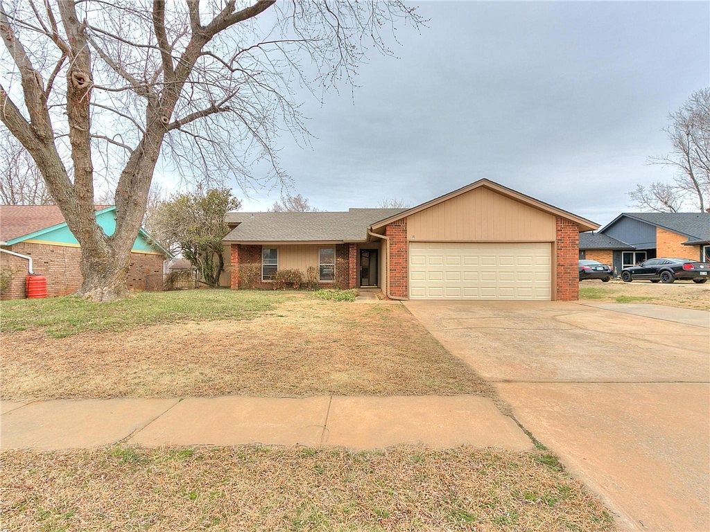 2125 Bois De Arc Cir, Norman, OK 73071 | Zillow