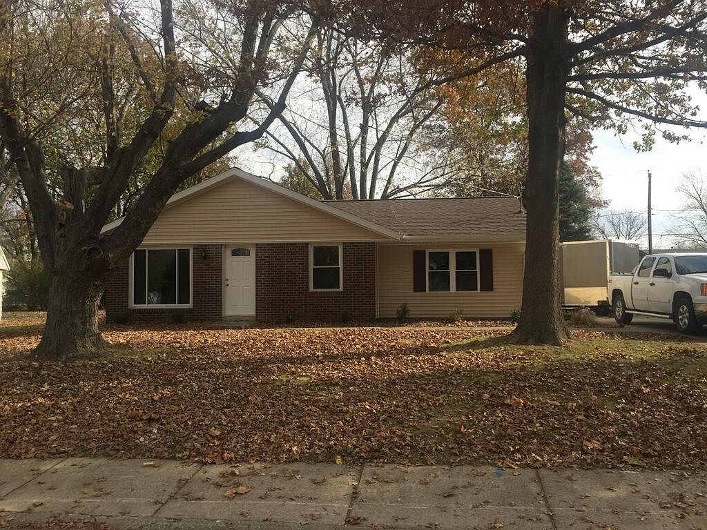 1636 Evandale Dr, Decatur, IL 62526 | Zillow