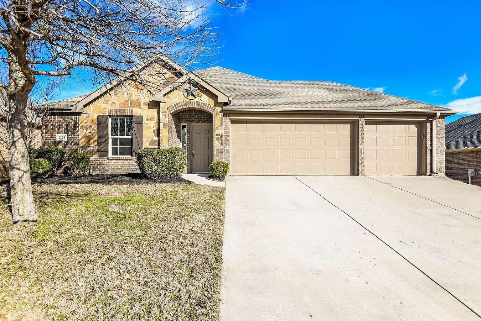 2121 Lorrie Ln, Weatherford, TX 76087 | MLS #20847784 | Zillow