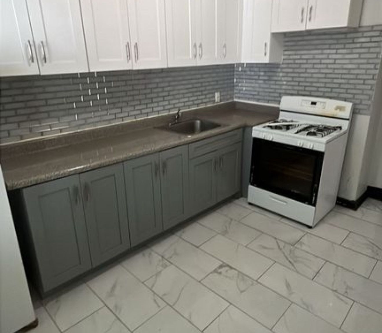 45 Treacy Ave #2R, Newark, NJ 07108 | Zillow