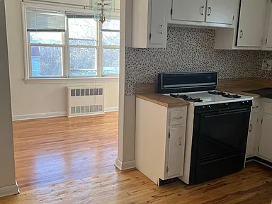 6515 Clinton Ave Maspeth NY | Zillow