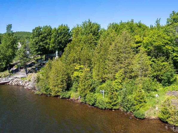 Waterfront Hancock Mi Waterfront Homes For Sale 6 Homes Zillow