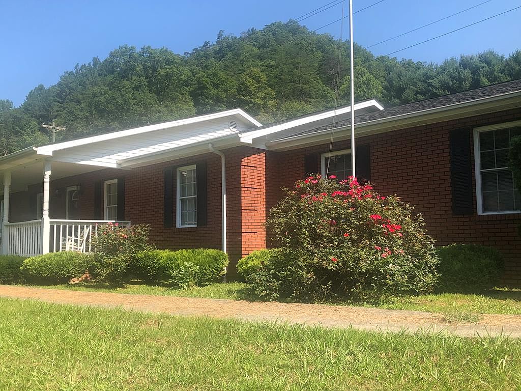 17004 Ky Route 979, Beaver, KY 41604 | Zillow