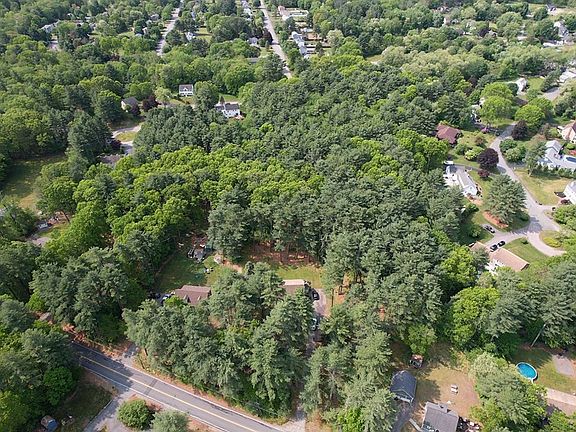 790 Elm St, East Bridgewater, MA 02333 | MLS #73184767 | Zillow