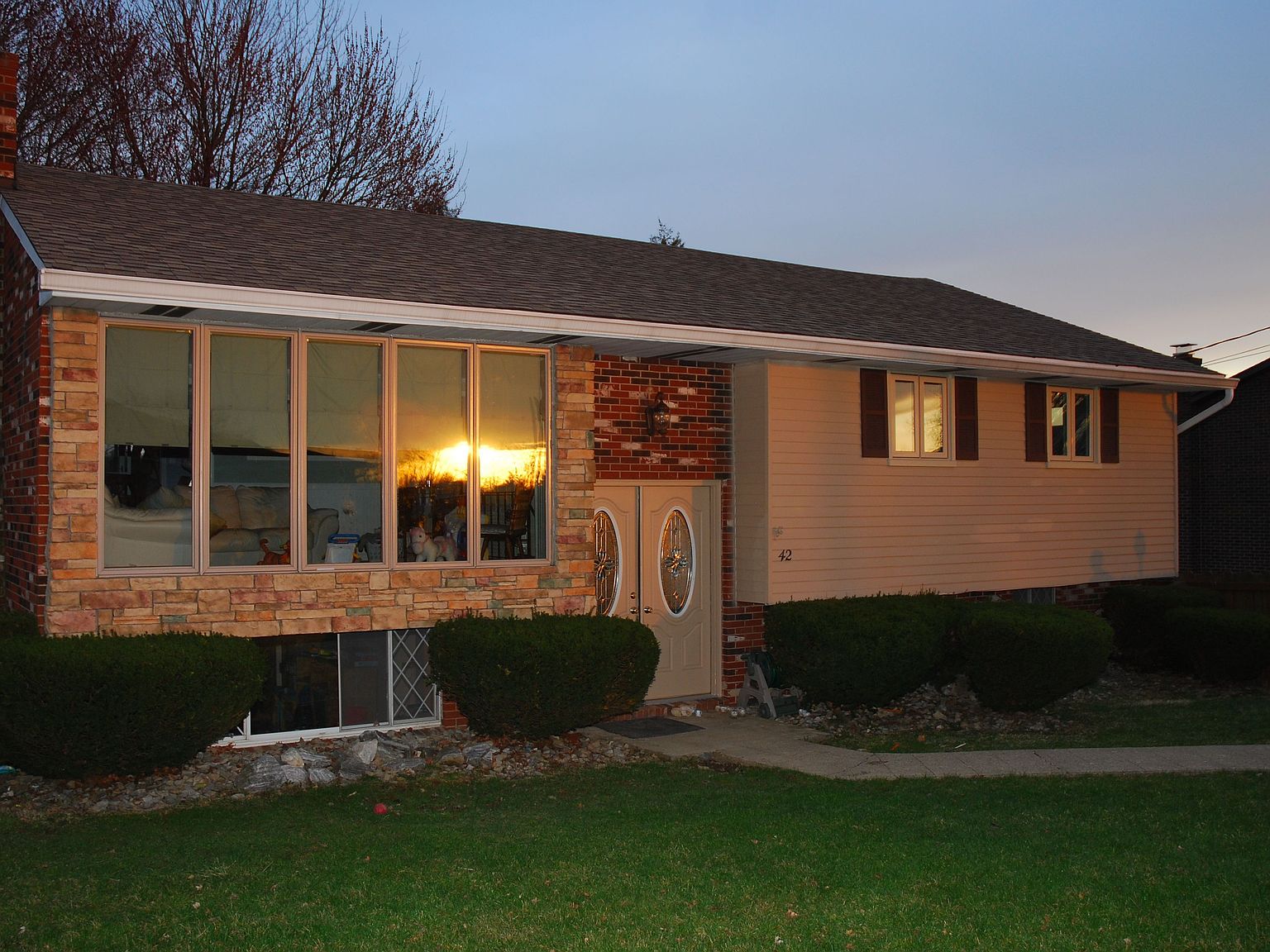 42 Meadowcrest Dr, Cecil, PA 15321 | Zillow