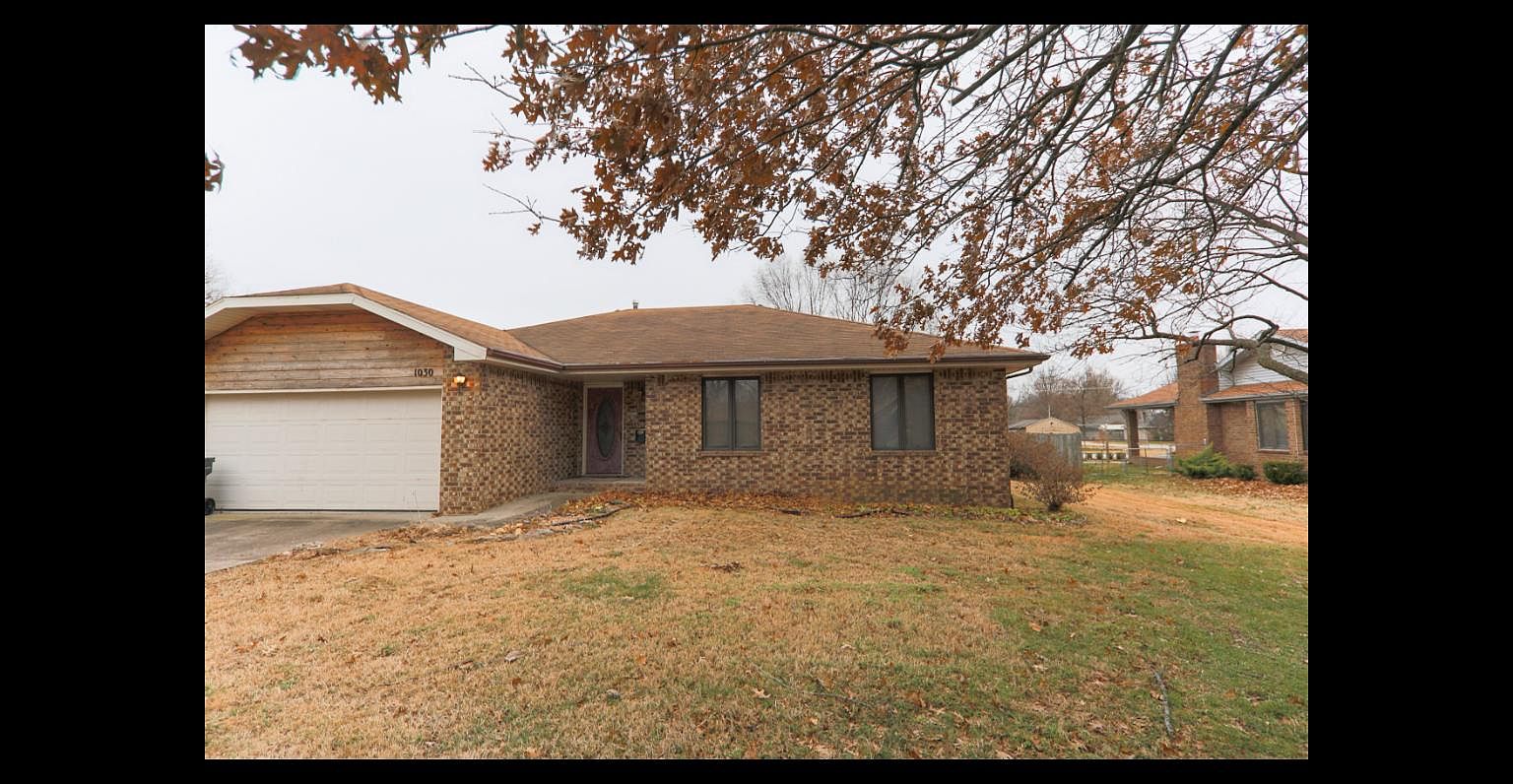 1030 W Tracy St, Springfield, MO 65807 | Zillow