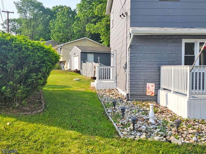 320 Durban Ave, Hopatcong, NJ 07843 | MLS #3845538 | Zillow