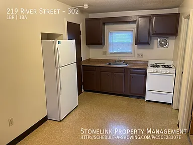219 River Street - 219 River St Woonsocket RI | Zillow