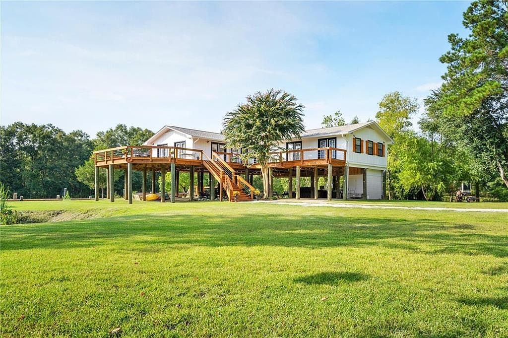 2070 Faye St, Mobile, AL 36605 | Zillow