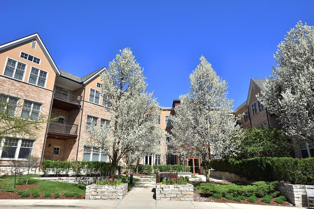 13130 Watertown Plank ROAD #212, Elm Grove, WI 53122 | Zillow