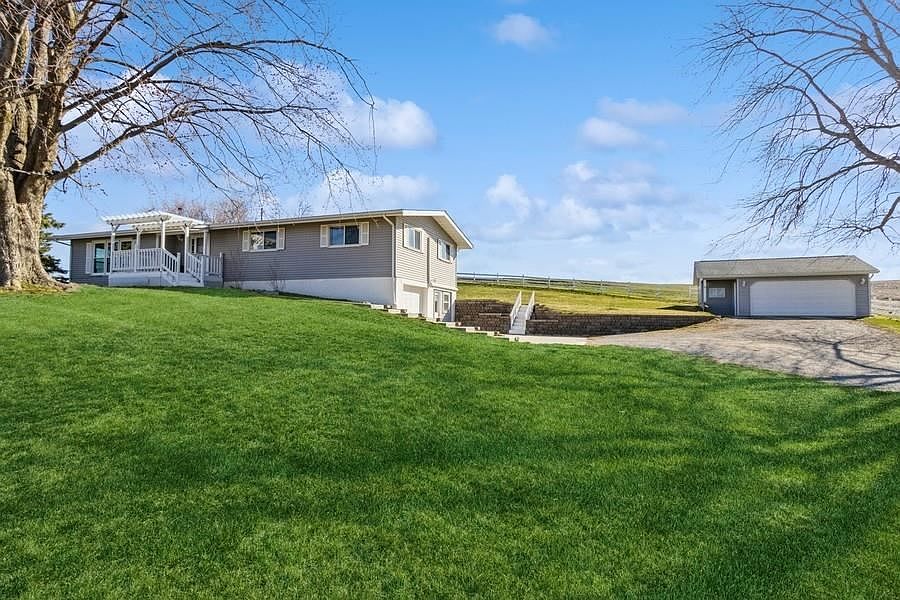 2036 V Ave, Homestead, IA 52236 | Zillow