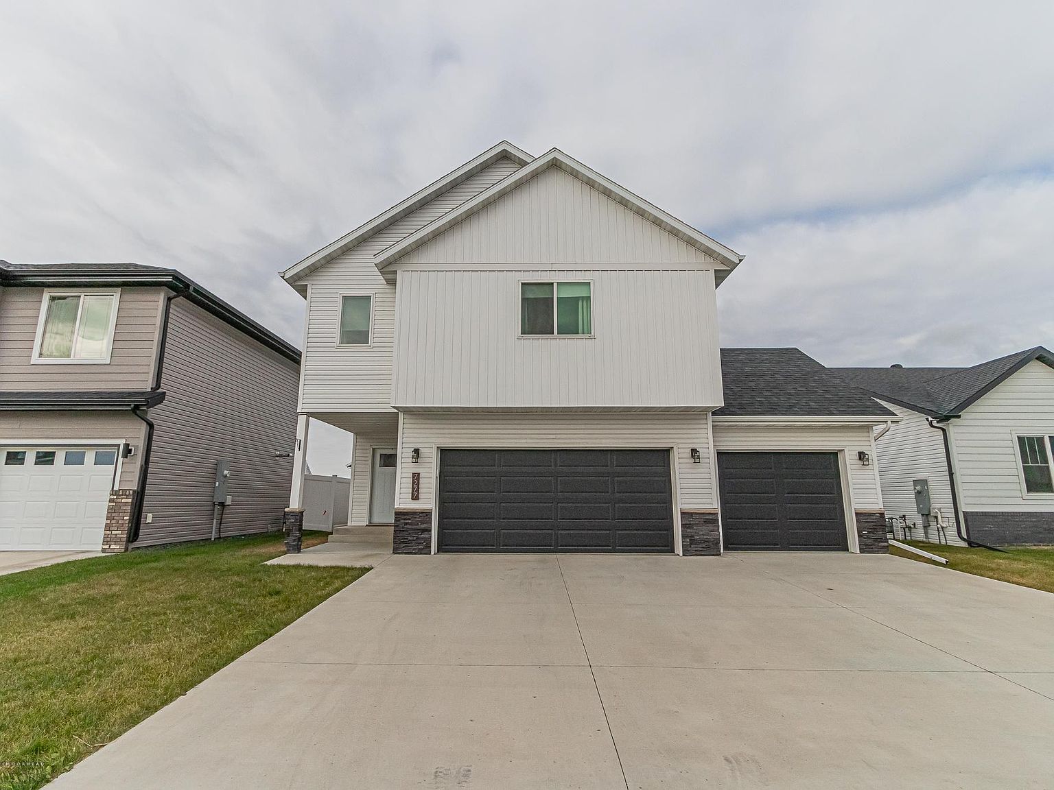 7277 27th St S, Fargo, ND 58104 | Zillow