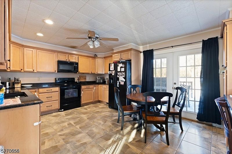 10 Adams St, Belvidere, NJ 07823 | Zillow