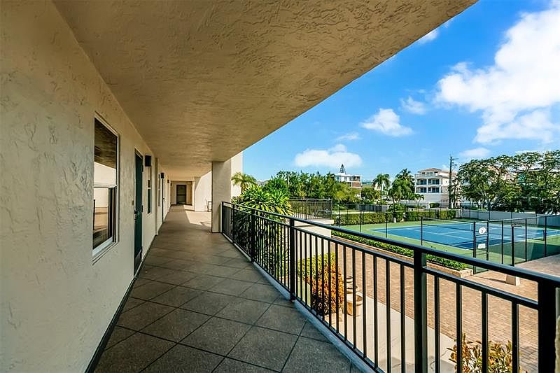 420 Beach Rd Sarasota, FL, 34242 - Apartments for Rent | Zillow
