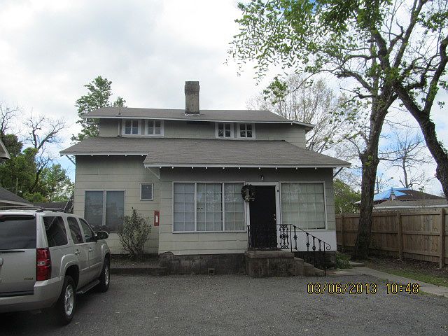 1831 Old Shell Rd APT A, Mobile, AL 36607 | Zillow