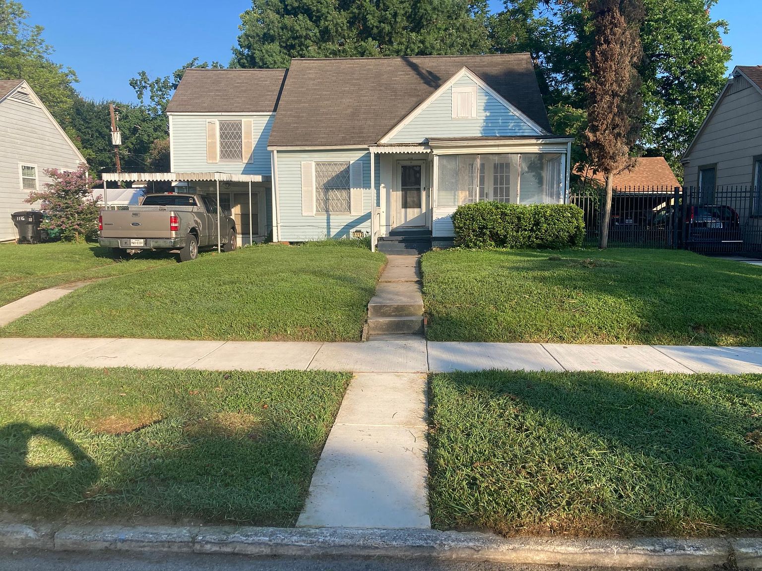 1112 Smallwood Ln, Houston, TX 77023 | Zillow