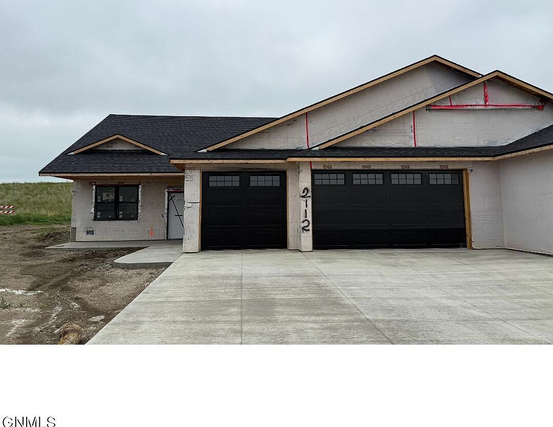 2112 Prairie Hawk Dr, Bismarck, ND 58503 | MLS #4020114 | Zillow