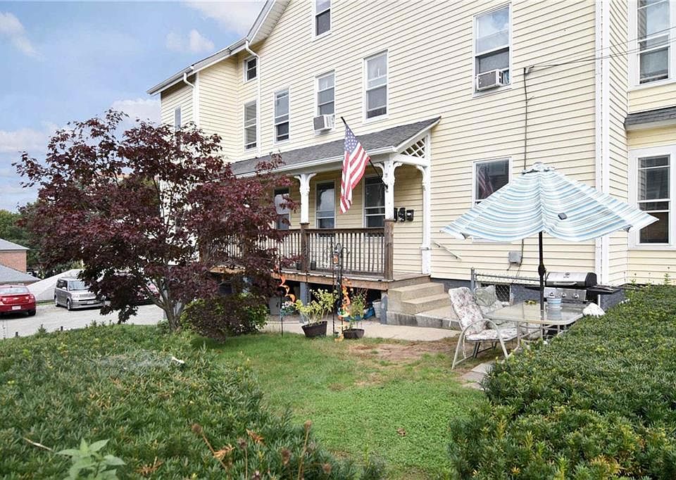 169 Park Ave, Woonsocket, RI 02895 | Zillow