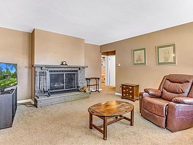 434 Summit Dr, Pittsburgh, PA 15228 | Zillow