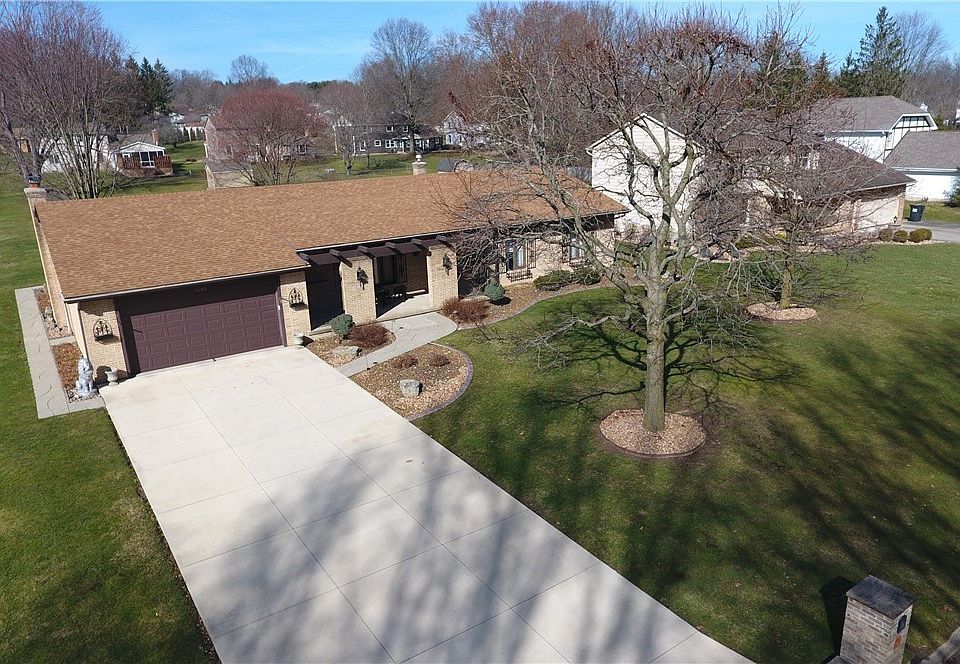 5640 Sharon Dr, Boardman, OH 44512 | Zillow