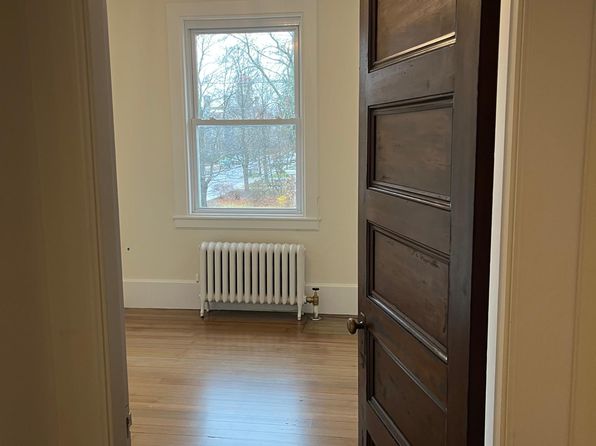 Apartments For Rent in Clinton MA | Zillow