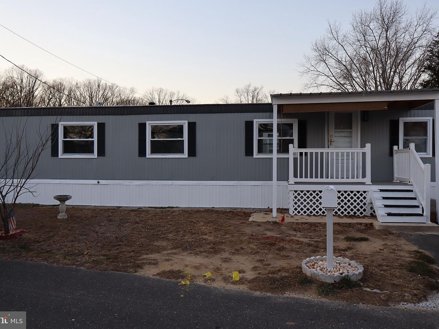 215 Delaware Ave, Williamstown, NJ 08094 | Zillow