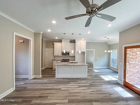 931 Riverside Ln, Pearl, MS 39208 | Zillow