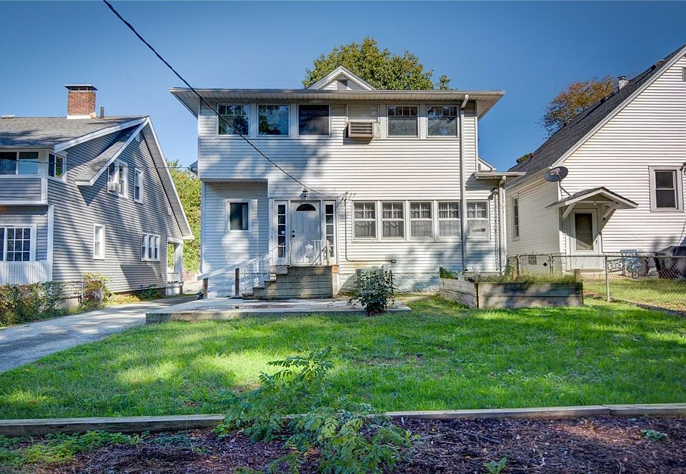 1469 W Wood St, Decatur, IL 62522 | Zillow