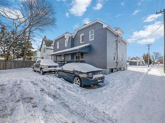 220 Mitton St S #218, Sarnia, ON N7T 3E1 | MLS #26005993 | Zillow