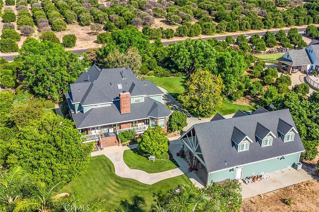 11122 Walnut St, Redlands, CA 92374 | MLS #OC23188428 | Zillow