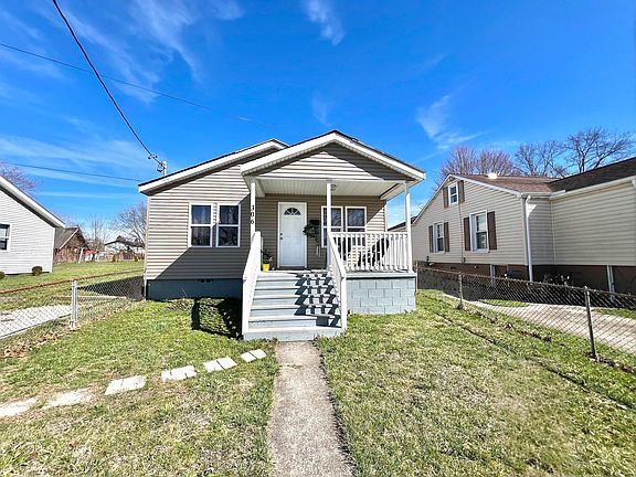 306 Rhodes St, Oak Hill, WV 25901 | Zillow