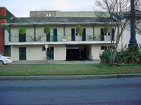 610 N Rampart St APT D, New Orleans, LA 70112 | Zillow