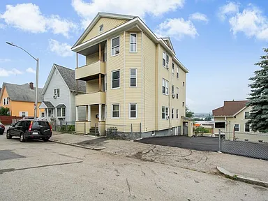 140 Perry Ave Worcester MA | Zillow