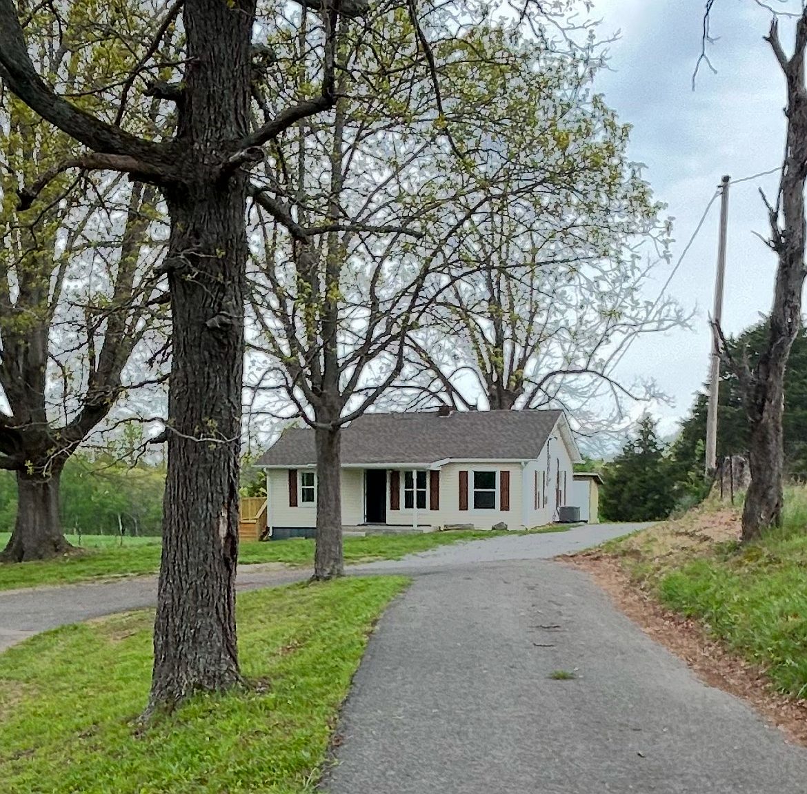 142 R Dyer Rd, Gamaliel, KY 42140 | Zillow