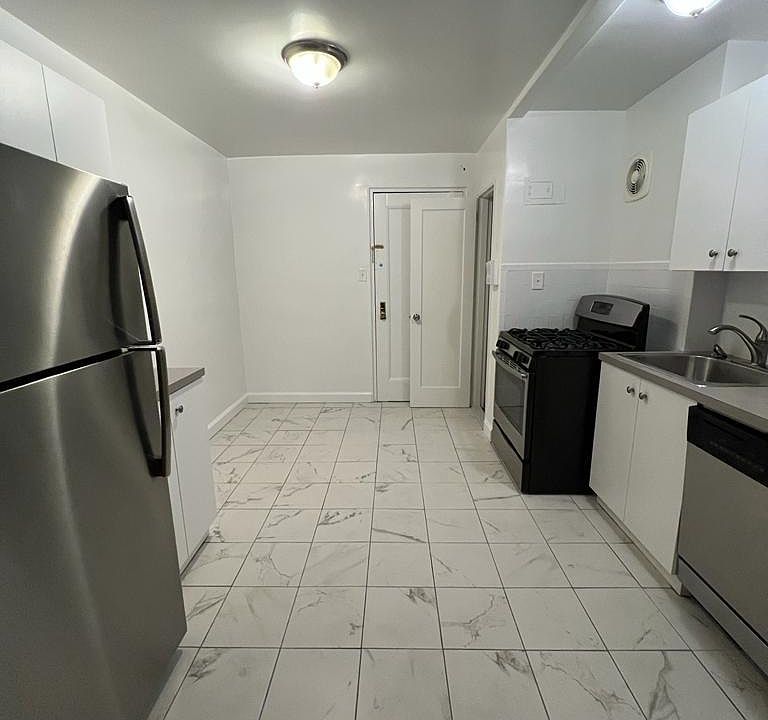 8230 138th St #5D, Jamaica, NY 11435 | Zillow