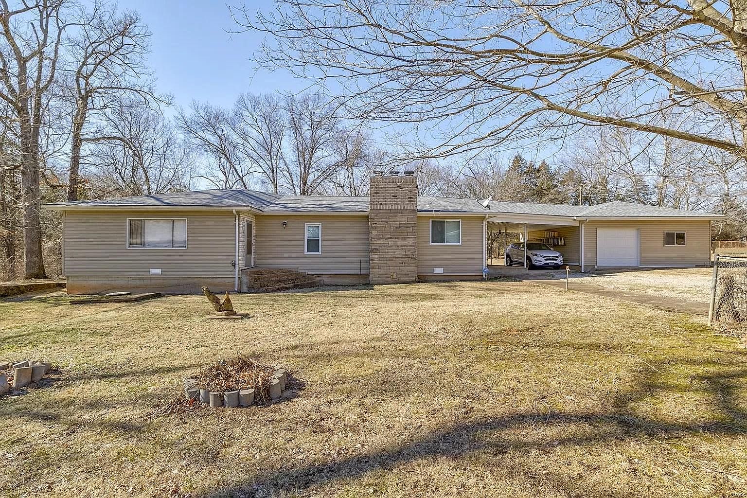 10267-1 Stoney Point Rd, Mineral Pt, MO 63660 | Zillow