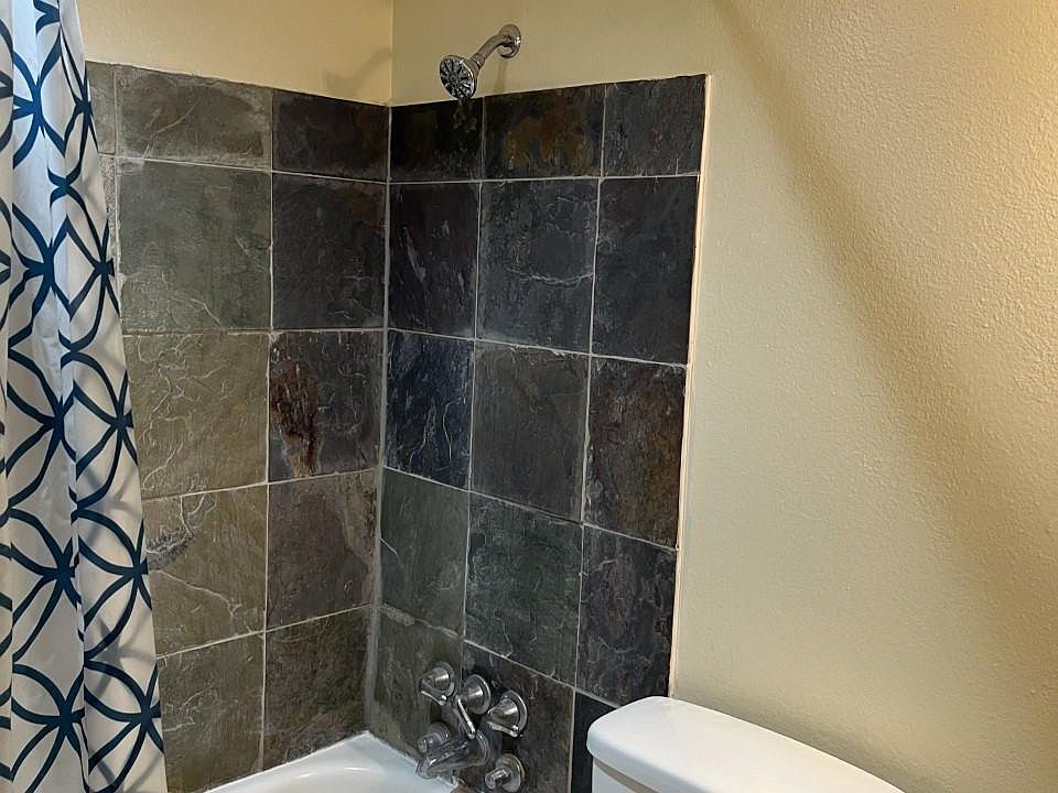 Summit Court Condominiums Apartment Rentals - Houston, TX | Zillow