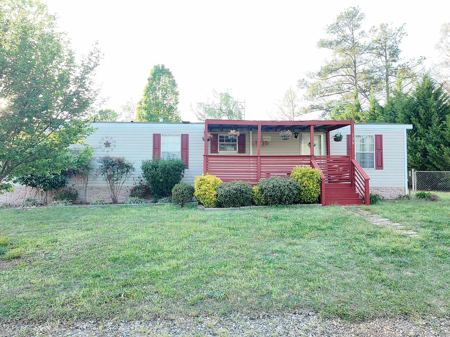 136 Caroline Ave, Inman, SC 29349 | Zillow