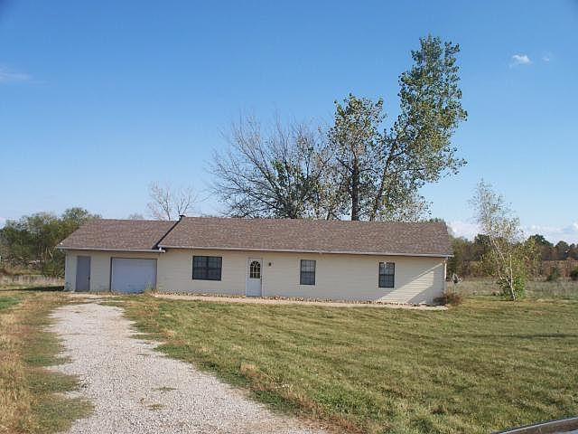 9017 NE Barwick Dr, Cameron, MO 64429 | Zillow