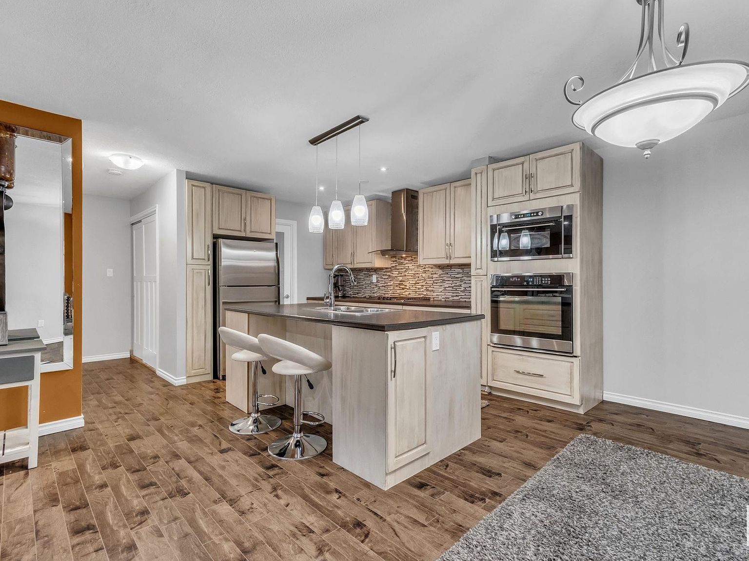 5758 172nd St NW, Edmonton, AB T6M 1B4 | MLS #E4432388 | Zillow
