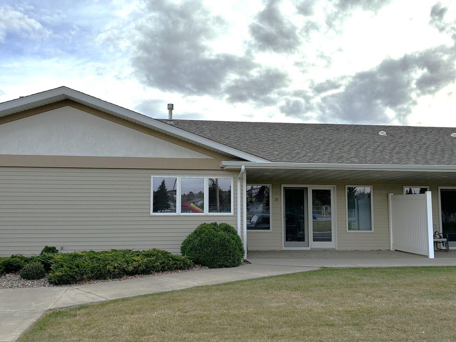 201 23rd Ave NE #19, Great Falls, MT 59404 | Zillow