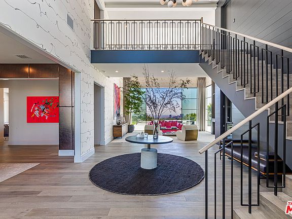 890 Linda Flora Dr, Los Angeles, CA 90049 | MLS #23-233179 | Zillow