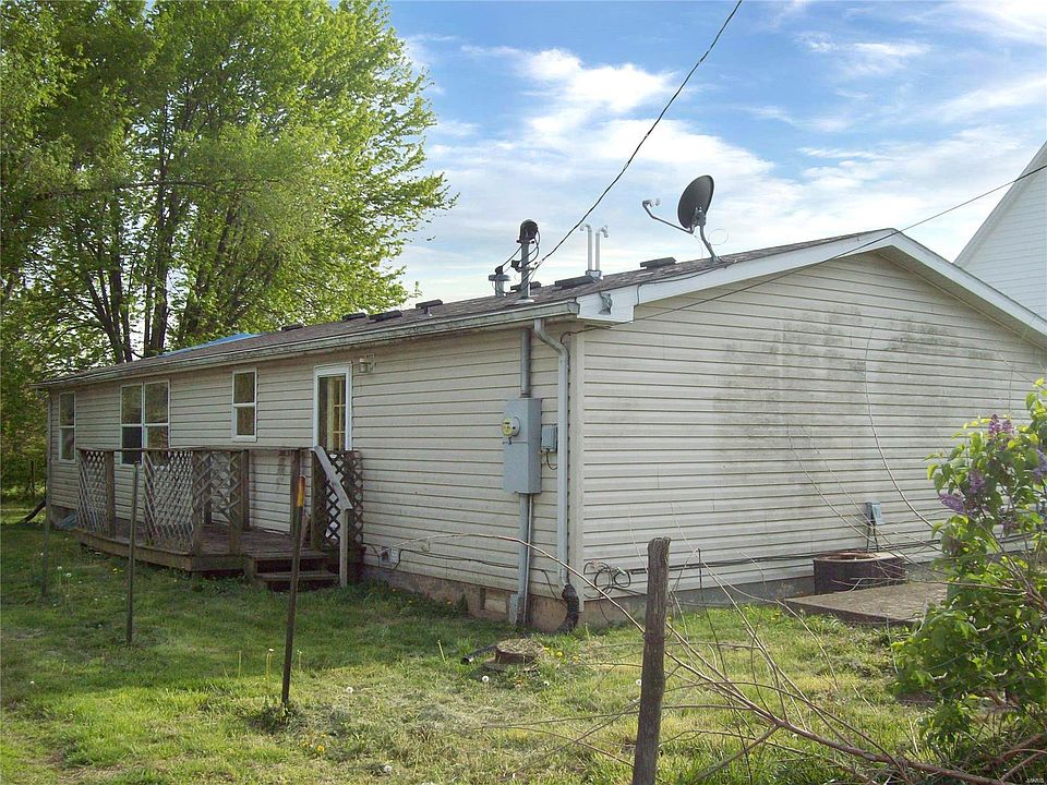 360 W 2nd St, Baylis, IL 62314 | Zillow